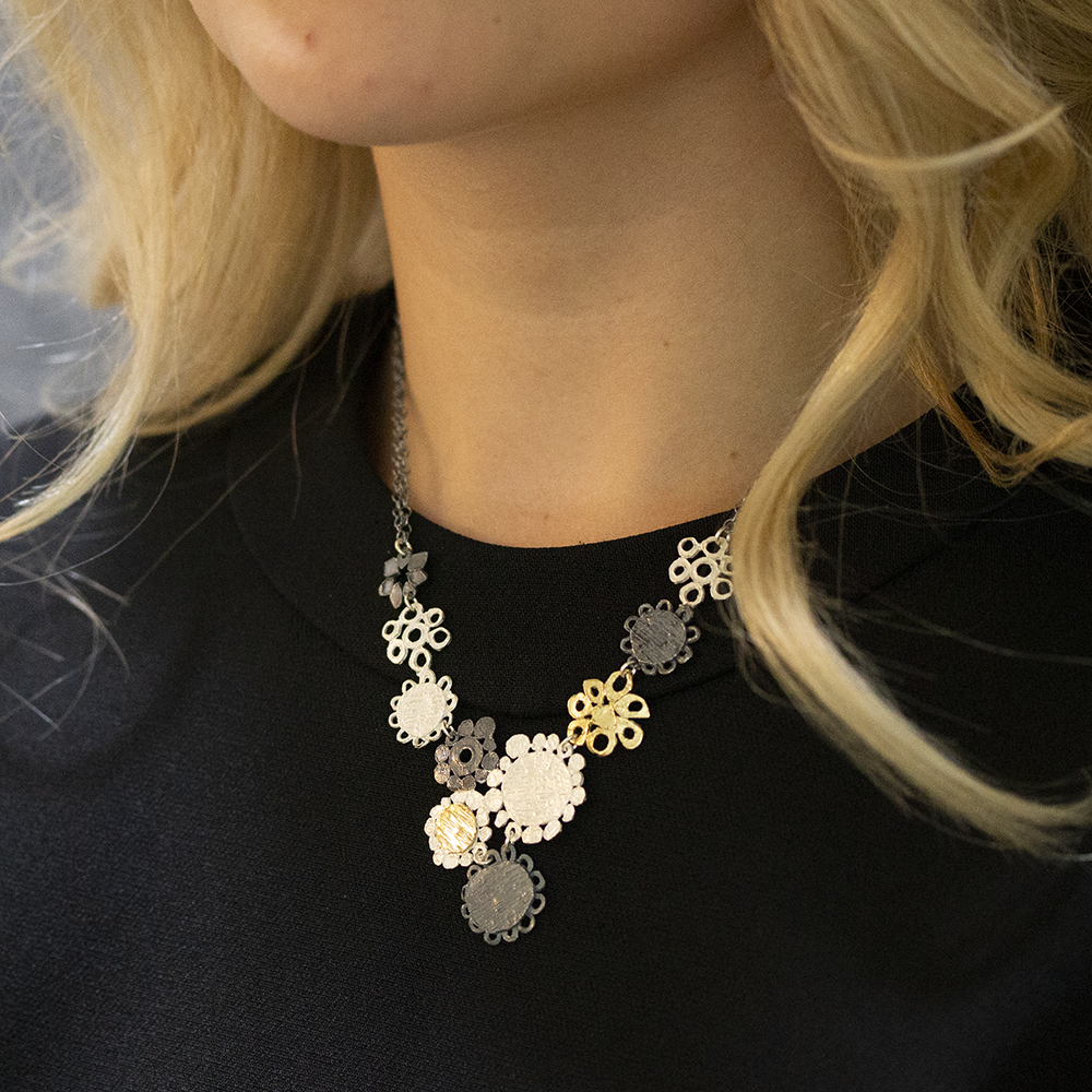 Collier bloemen sleep